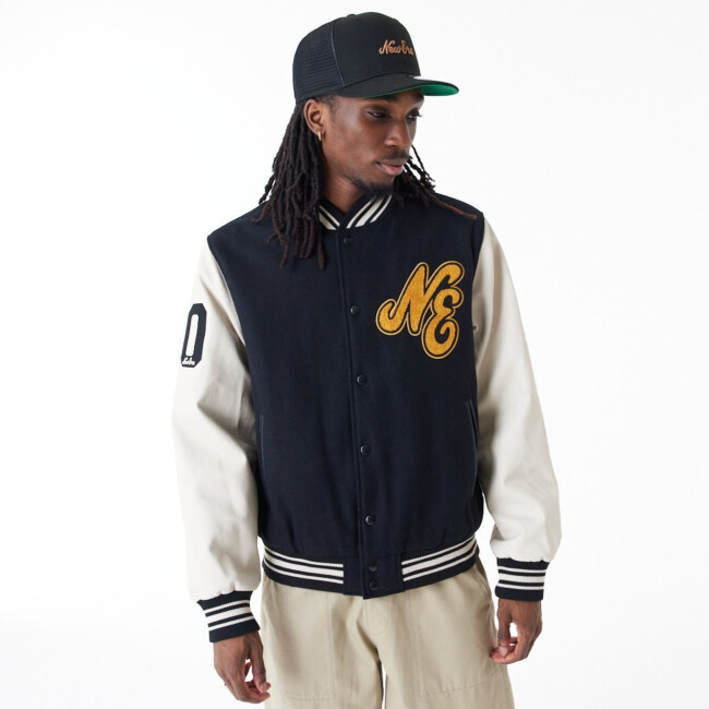 NEW ERA MEN'S SCRIPT LOGO VARSITY JACKET jakas un parkas
