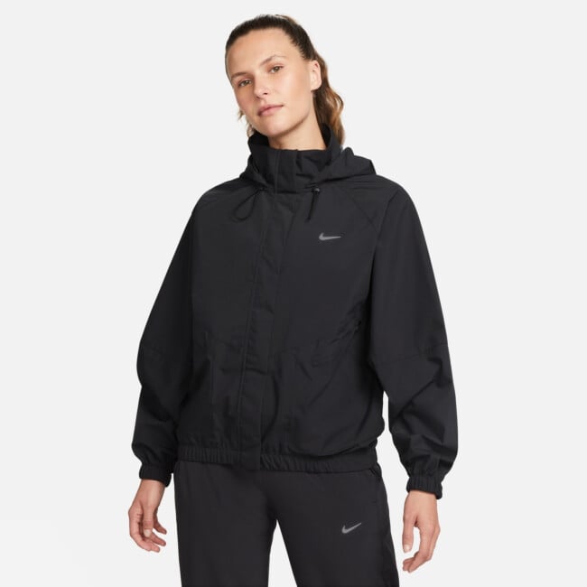 NIKE STORM-FIT SWIFT jakas un parkas | Sportland
